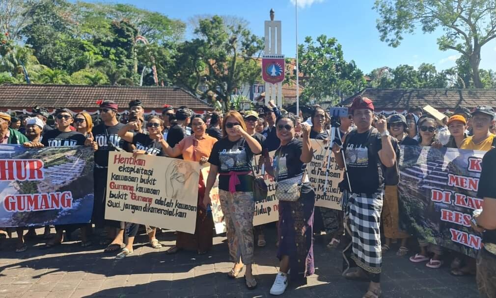 Tim 9 Beber Kronologi Awal Aksi Pembakaran Proyek Oleh Warga Bugbug - BBO